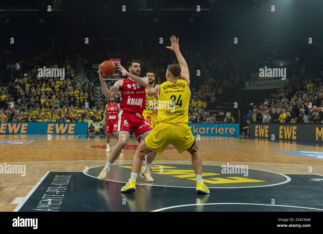 11.01.2025, EWE Arena, Oldenburg, GER, easy Credit-BBL, EWE Baskets ...