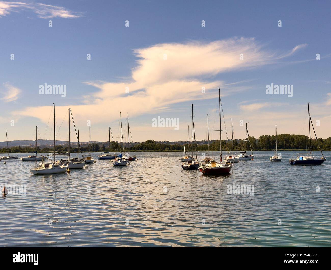Lyon, France. 08th Aug, 2024. Water reservoir Grand-Large with sailing ...