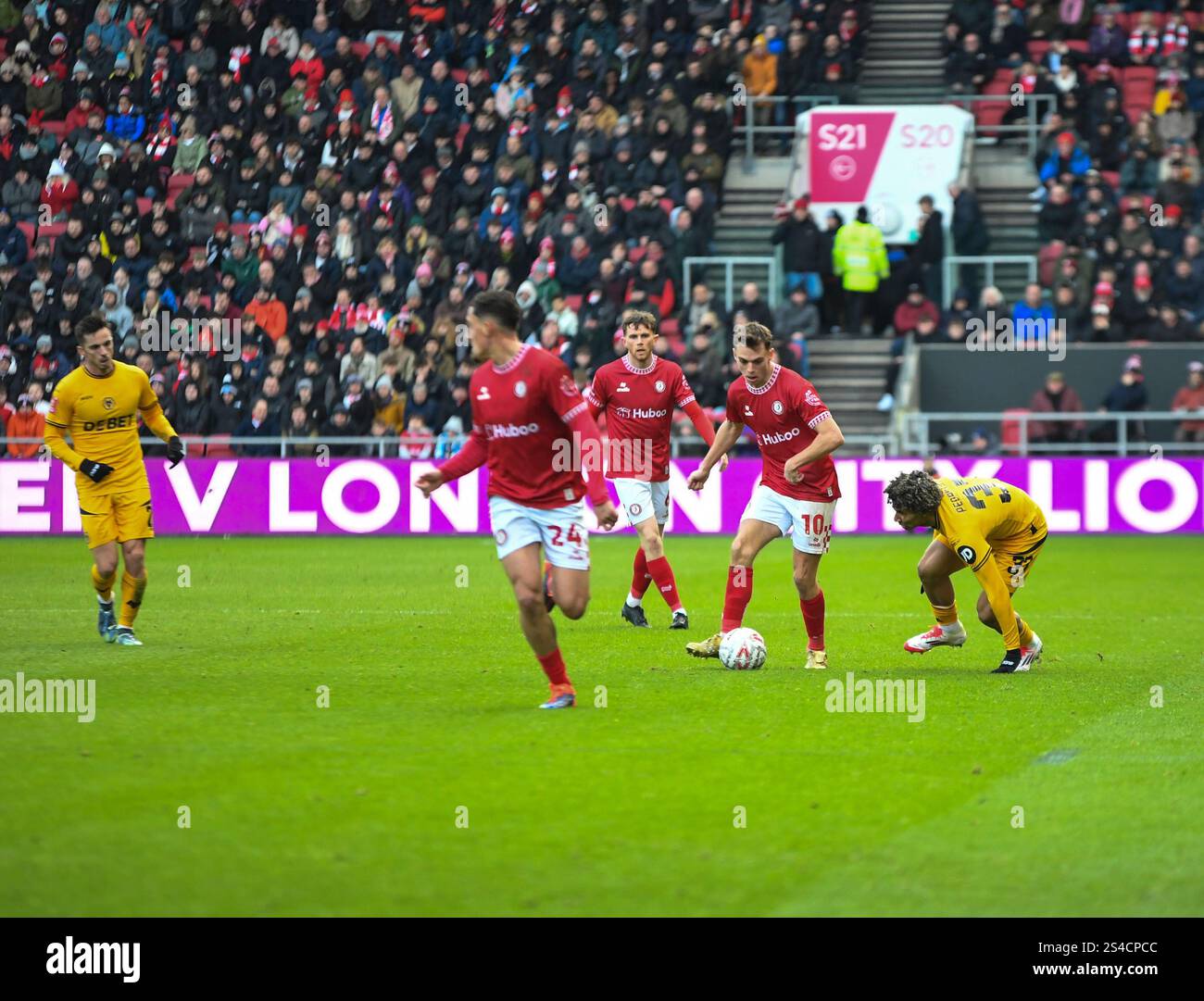 Ashton Gate, Bristol, UK. 11th Jan, 2025. FA Cup Third Round Football ...