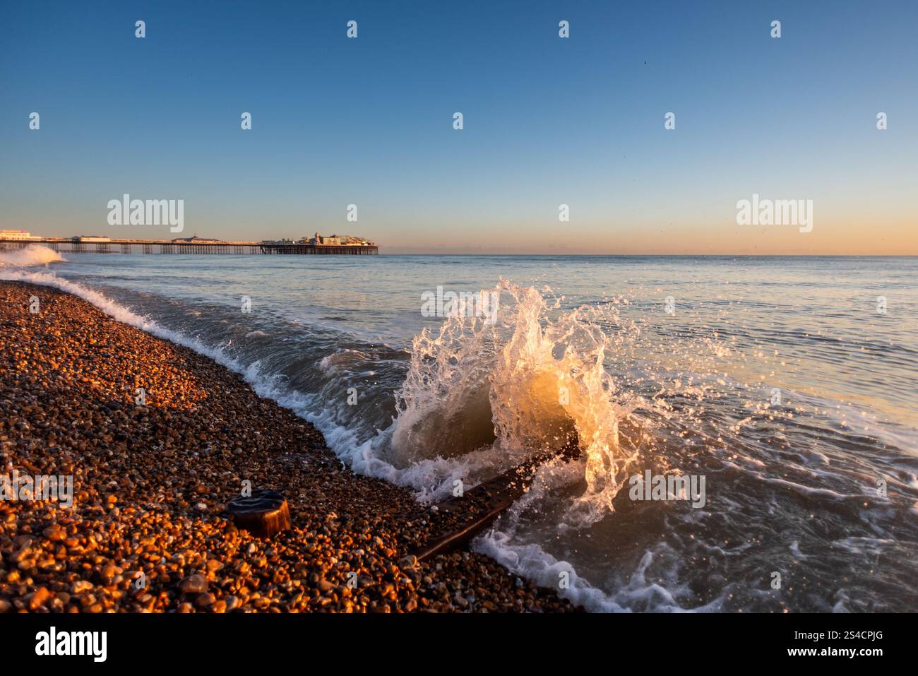 Brighton, January 11th 2025: Brighton seafront at sunset Stock Photo ...