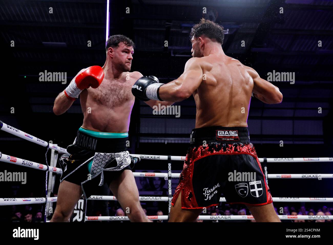 Billy Deniz (right) and Mickey Ellison during the Light Heavyweight ...