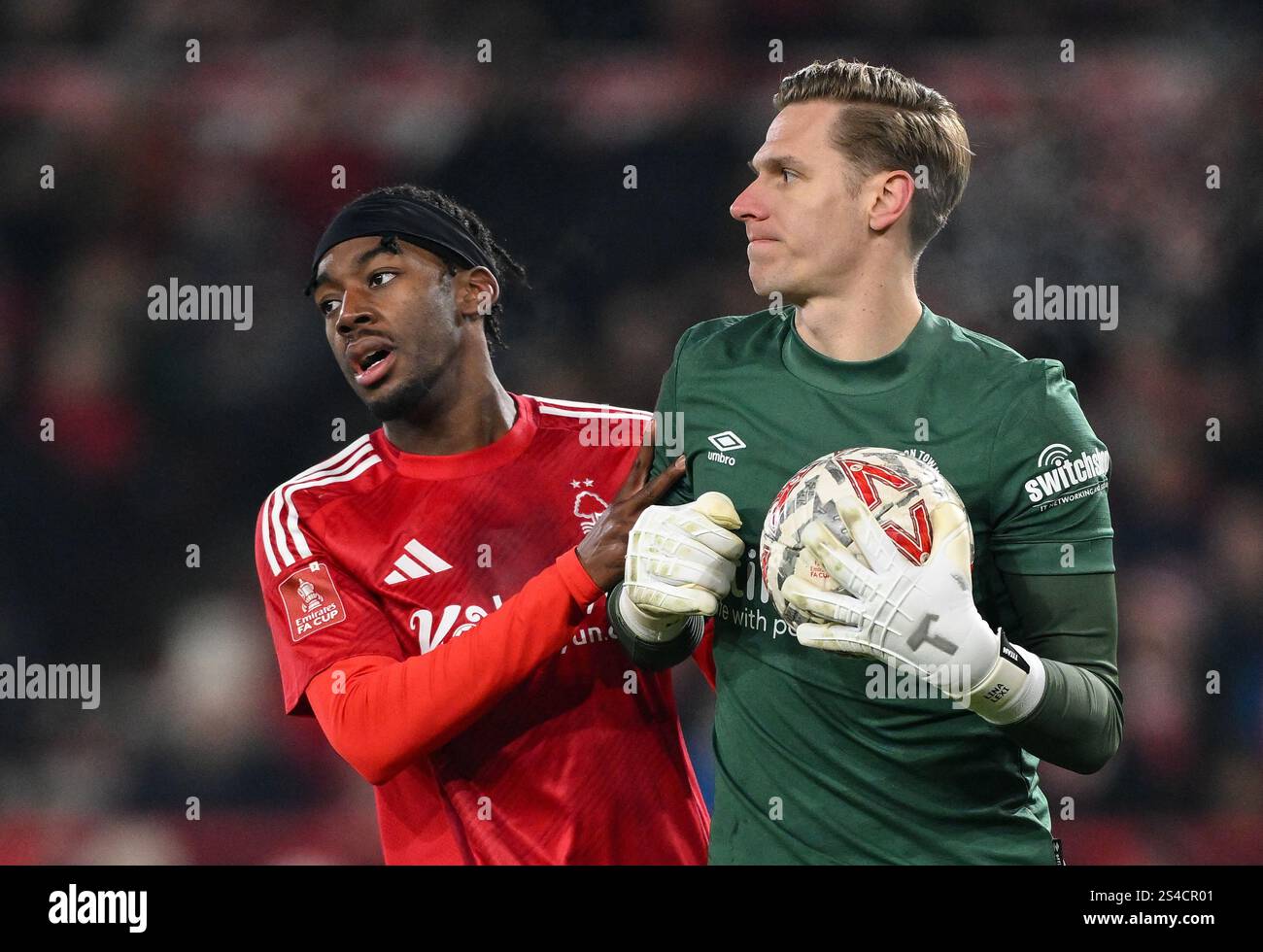 City Ground, Nottingham on Saturday 11th January 2025. Anthony Elanga ...