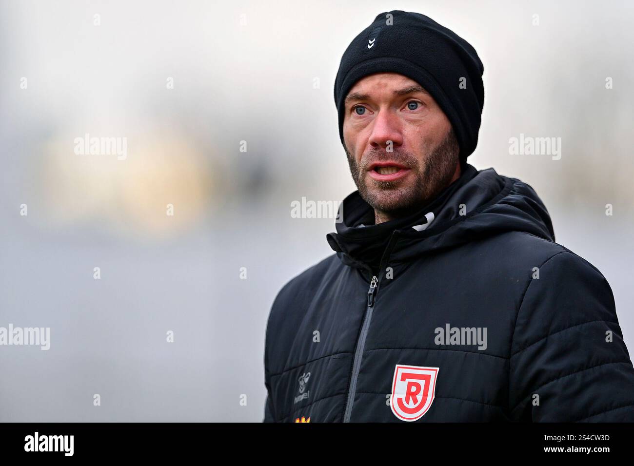 Unterhaching, Deutschland. 11th Jan, 2025. Trainer Andreas Patz ...