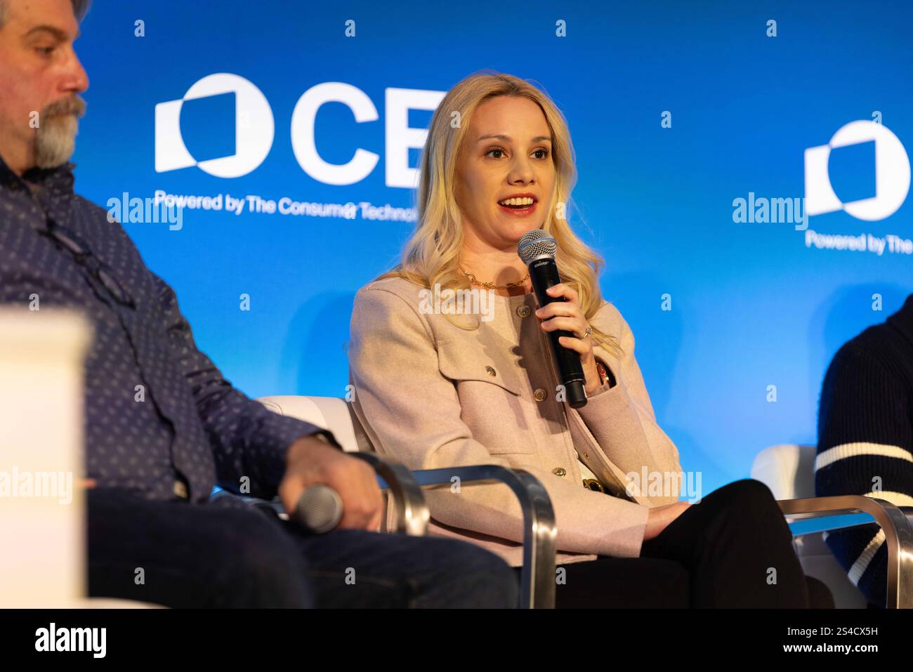 Las Vegas, Nevada, USA. 8th Jan, 2025. STEPHANIE BUCKNER speaking The ...