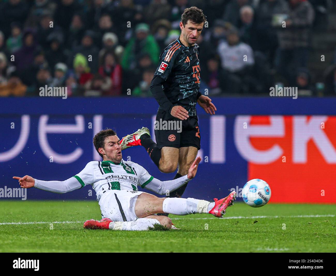 Joe Scally (Borussia Mönchengladbach / Moenchengladbach, #29) im ...
