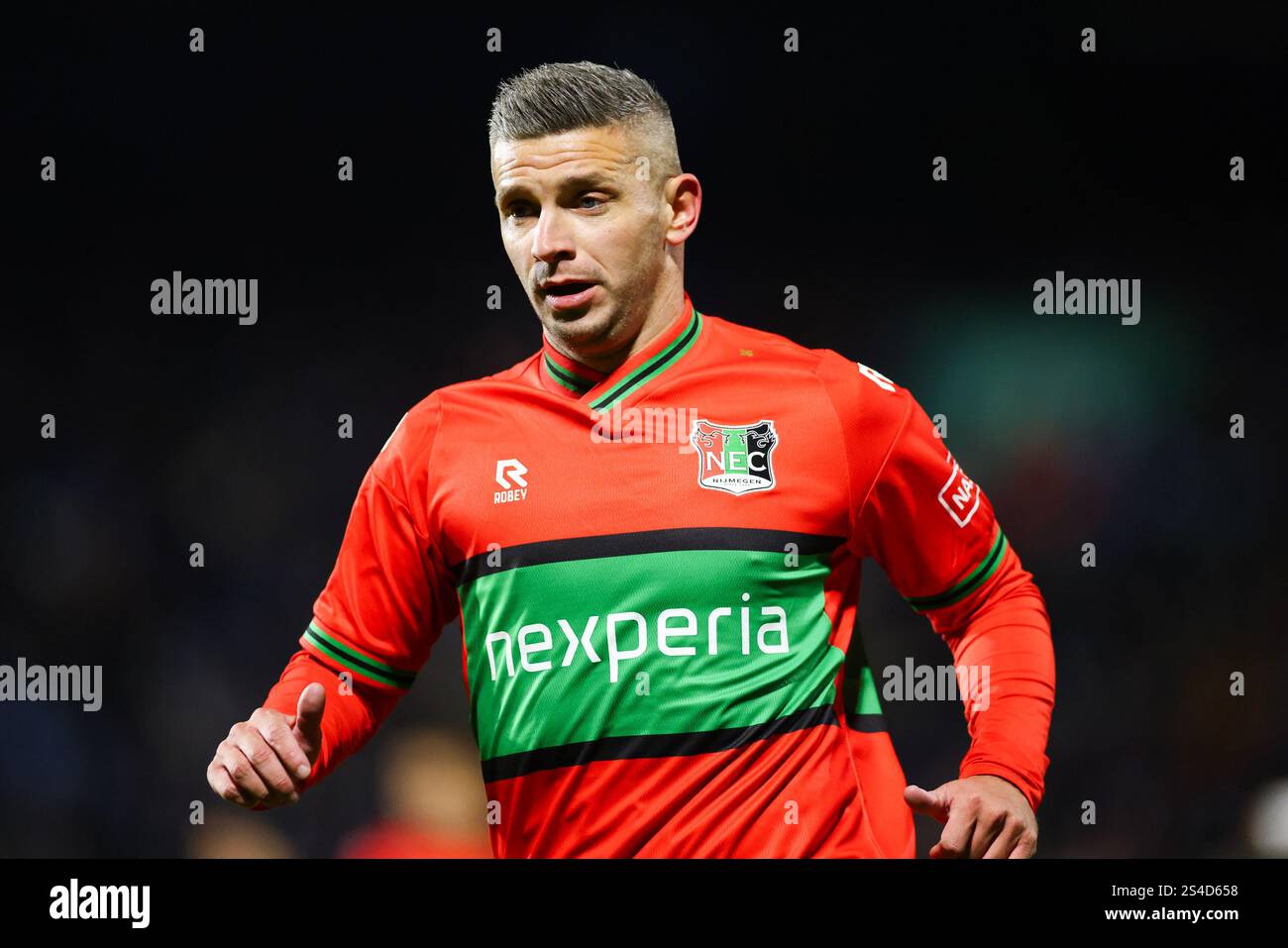 ZWOLLE, 11-01-2025, MAC3PARK Stadium, Dutch football, Eredivisie ...