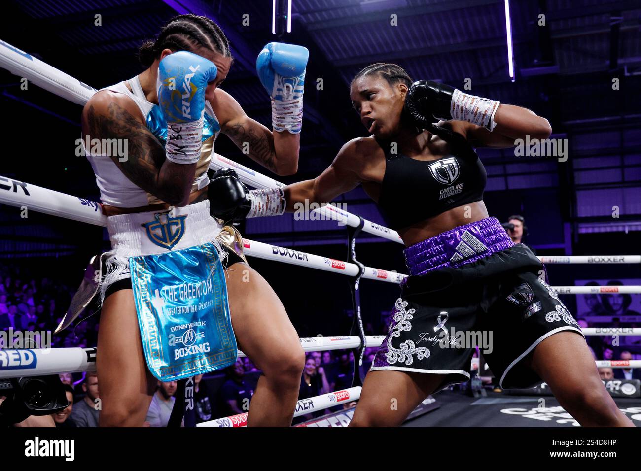 Caroline Dubois (right) and Jessica Camara during the WBC World ...