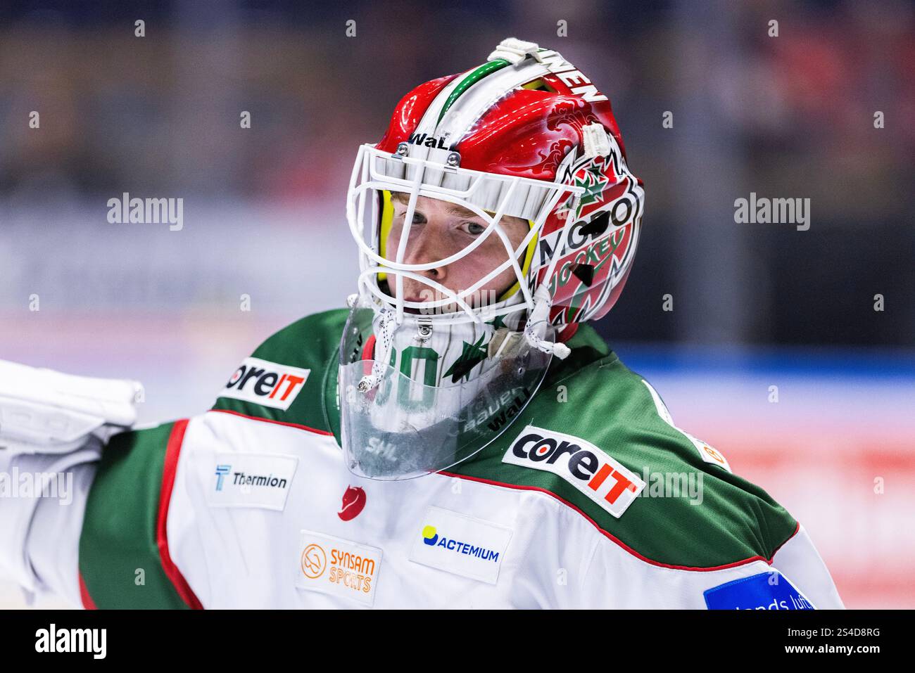 250111 Modos målvakt Lassi Lehtinen under ishockeymatchen i SHL mellan Linköping och Modo den 11 ...