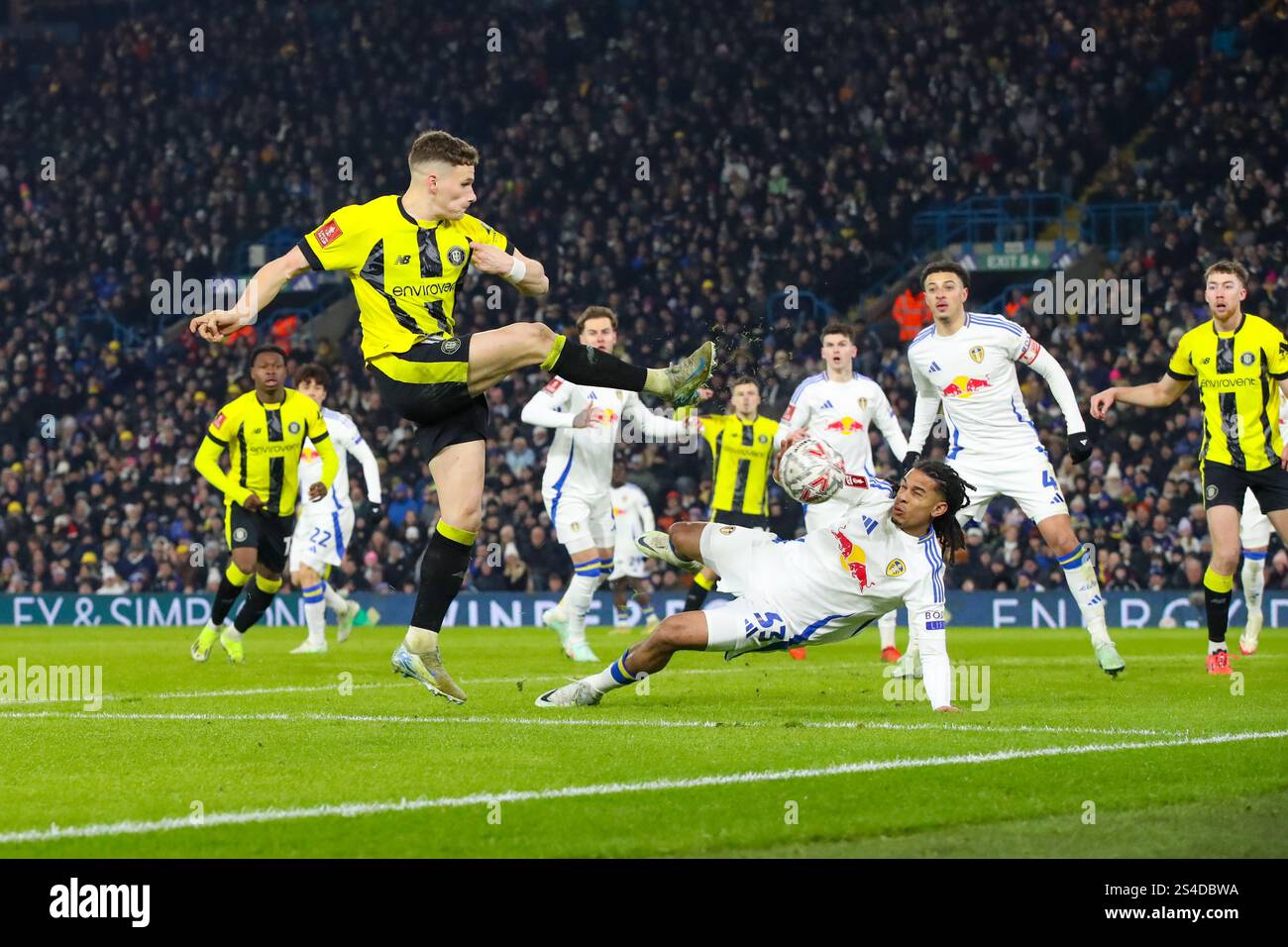 Elland Road Stadium, Leeds, England - 11th January 2025 Toby Sims (14 ...
