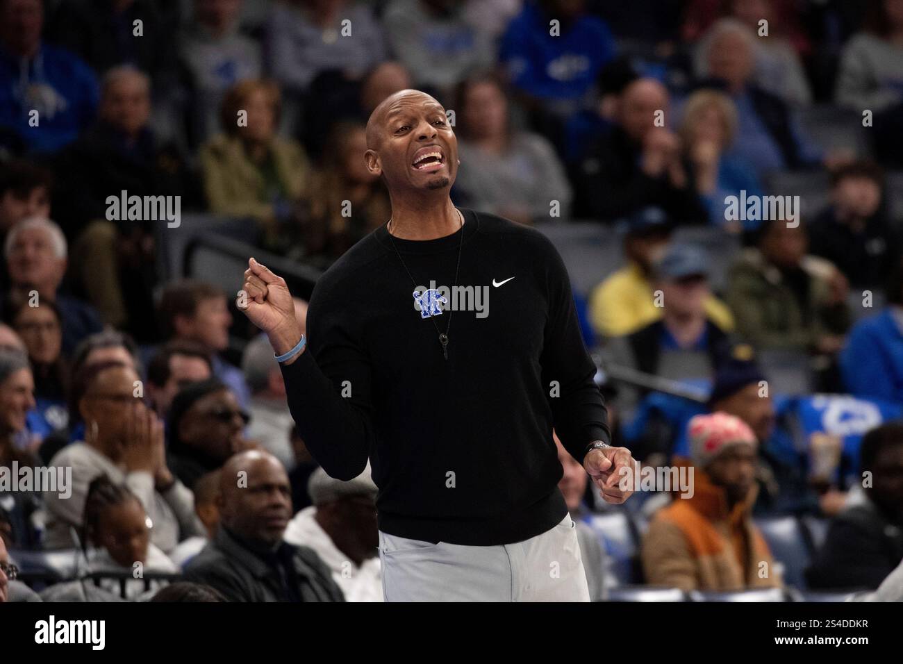 Memphis head coach Penny Hardaway instructs his team during the second ...