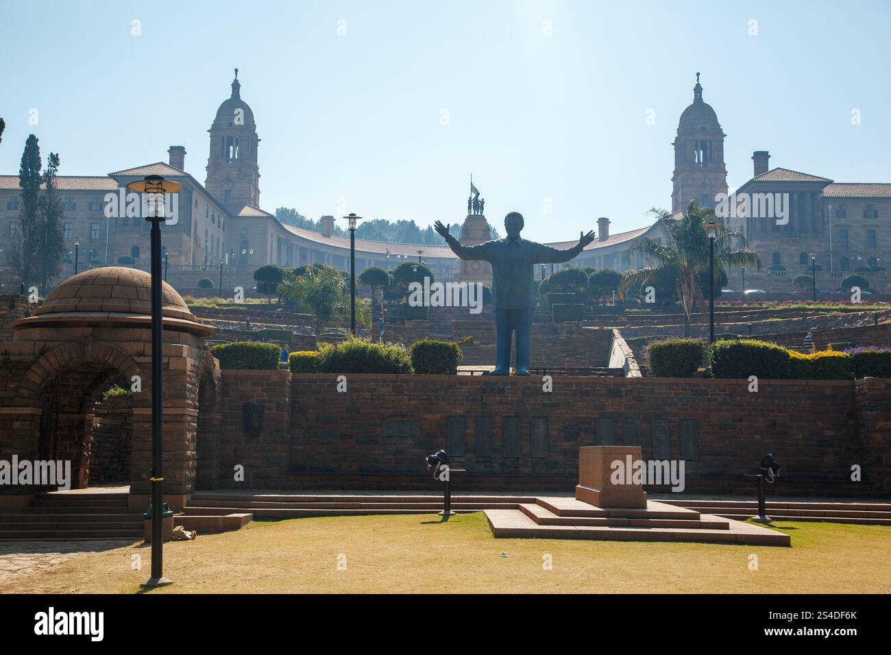 The Nelson Mandela statue and the terraced Union Buildings facade and ...