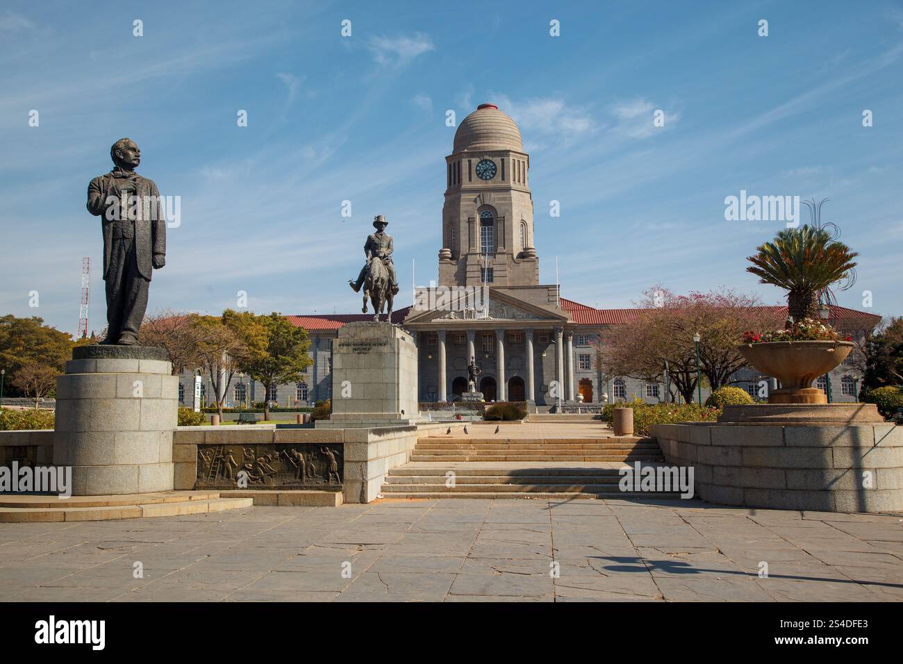 The Martinus Vessel Pretorius and Andres Pretorius statues and the ...