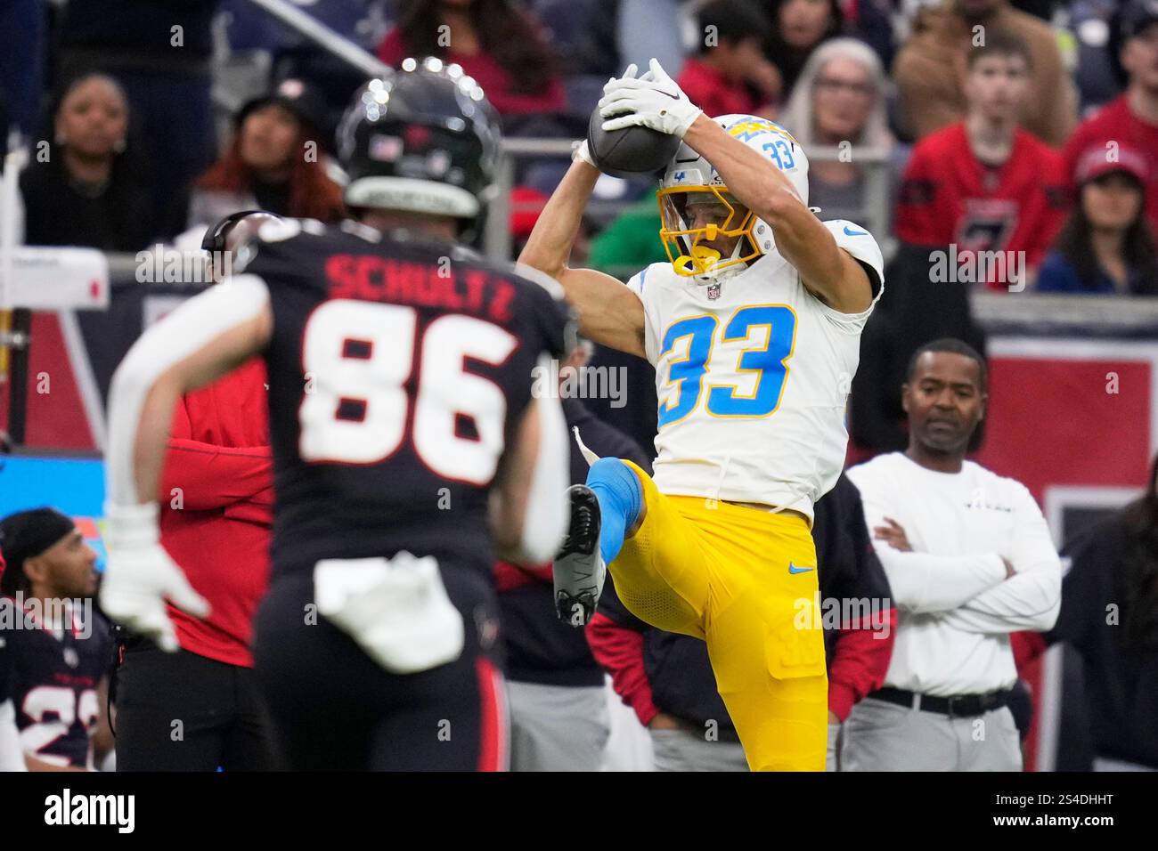 Los Angeles Chargers cornerback Deane Leonard (33) intercepts a pass ...