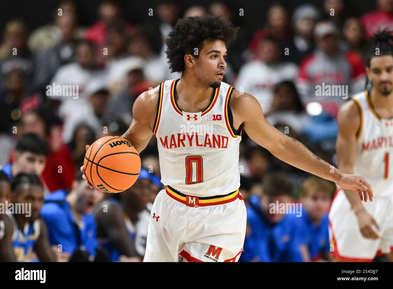 Maryland guard Ja'Kobi Gillespie (0) handles the ball during the first ...