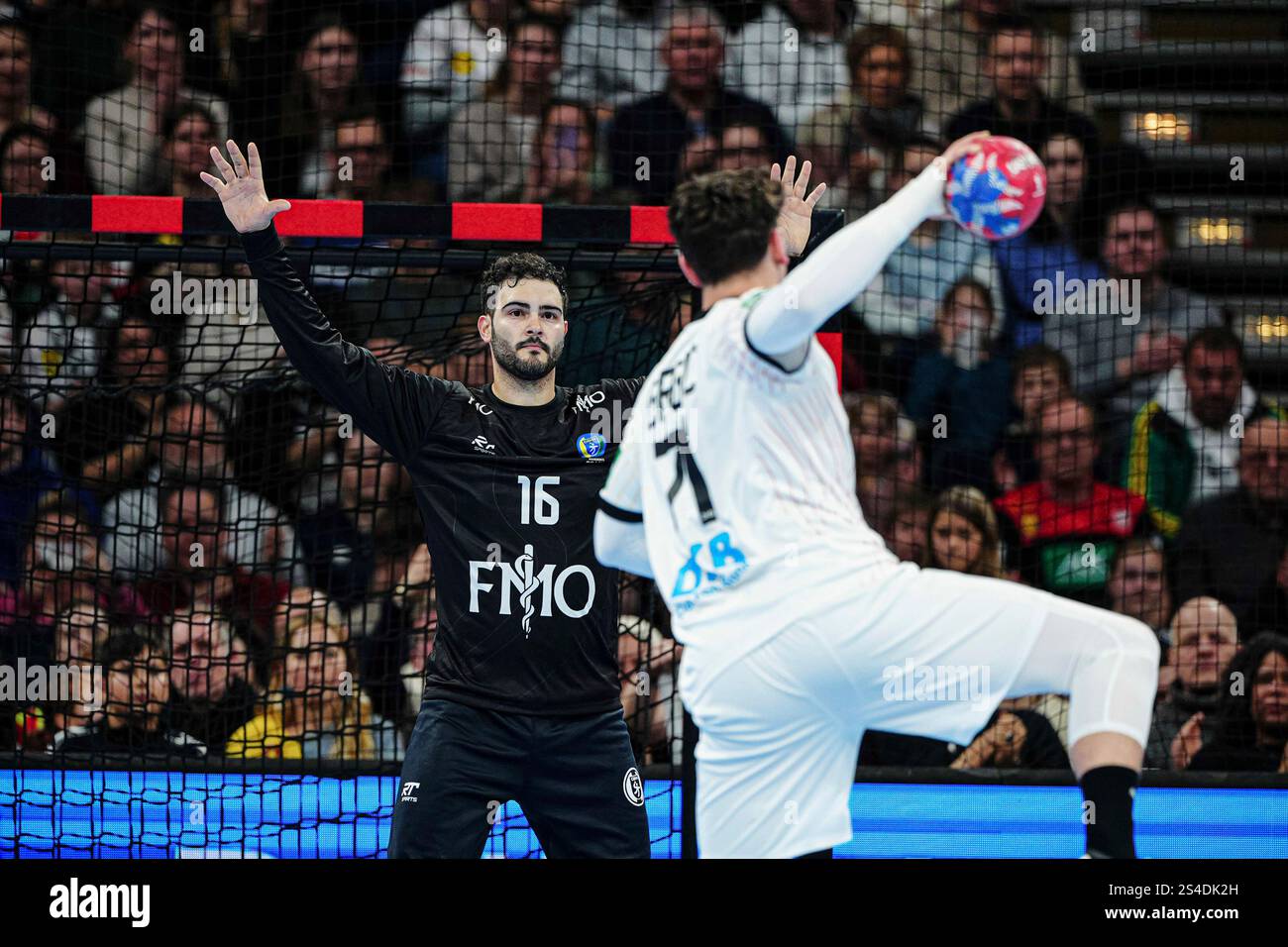 7 Meter Wurf/Tor Marko Grgic (Deutschland, #71), Rangel da Rosa ...