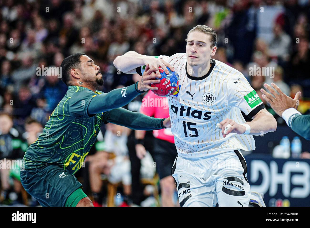 Hamburg, Deutschland. 11th Jan, 2025. Joel Felipe Rodrigues Matos ...