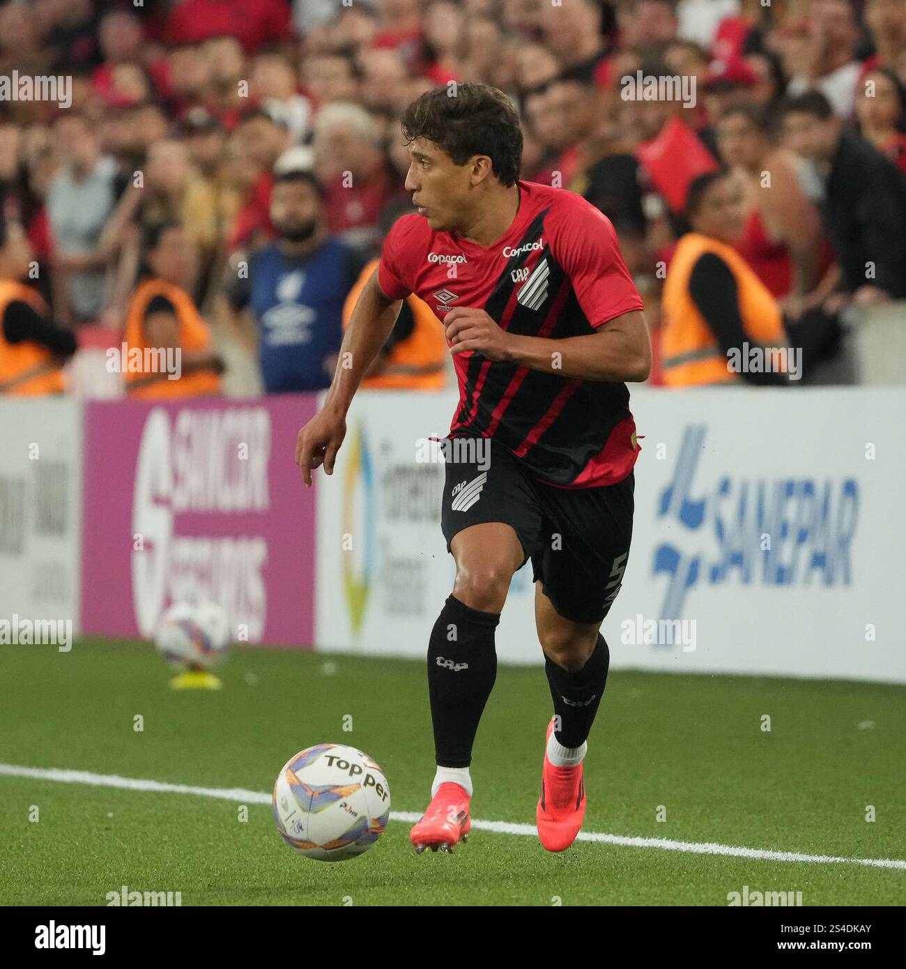 Curitiba, Brazil. 11th Jan, 2025. João Cruz during Athletico and Paraná ...