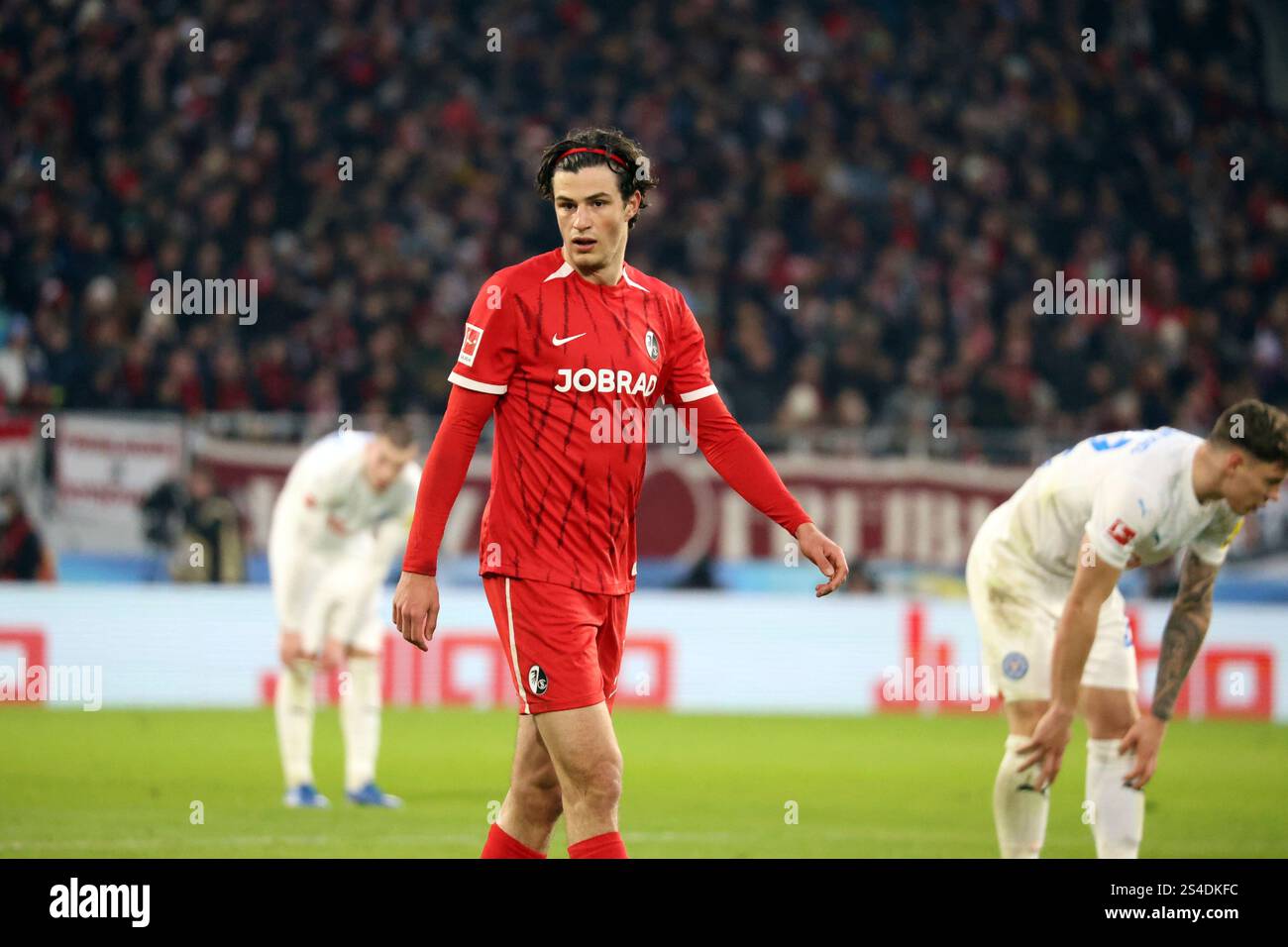Freiburg, Deutschland. 11th Jan, 2025. Merlin Röhl (SC Freiburg) beim ...
