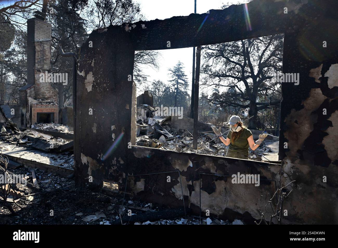 Chelsea Bayouth looks over what was once her 3 year-old daughter's room ...