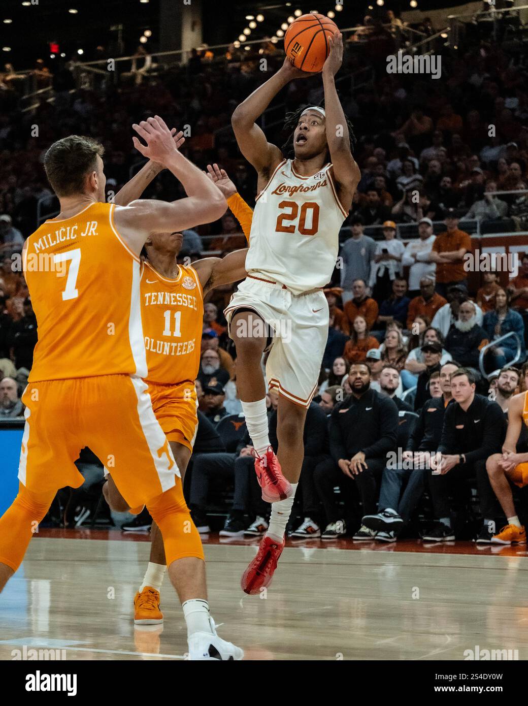 Texas, USA. 11th Jan, 2025. Tre Johnson (20) of the Texas Longhorns in ...