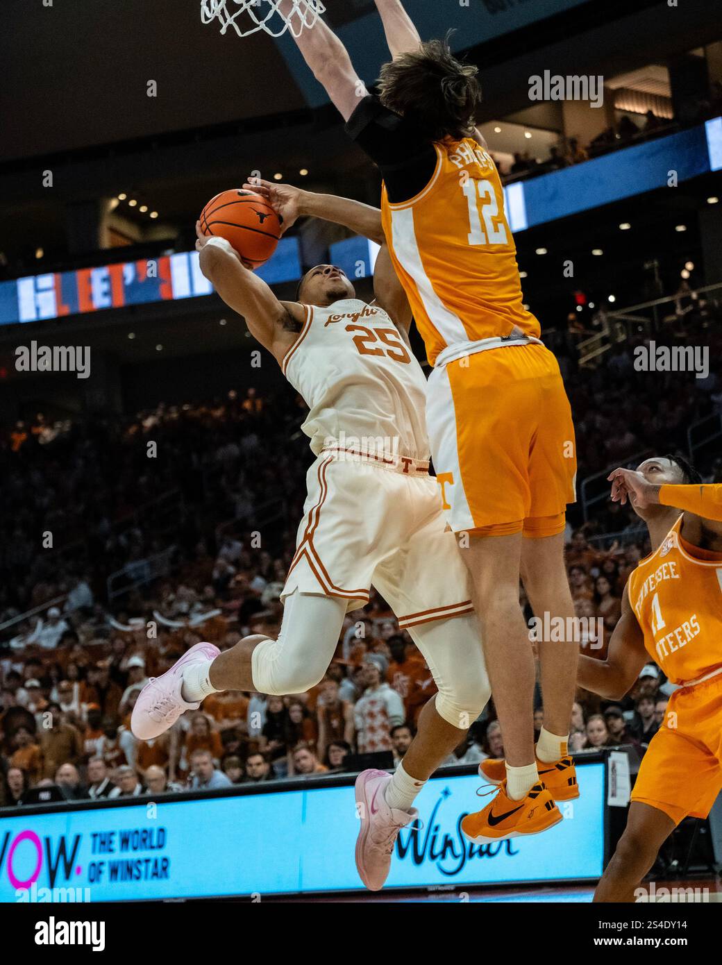 Texas, USA. 11th Jan, 2025. Jayson Kent (25) of the Texas Longhorns in ...