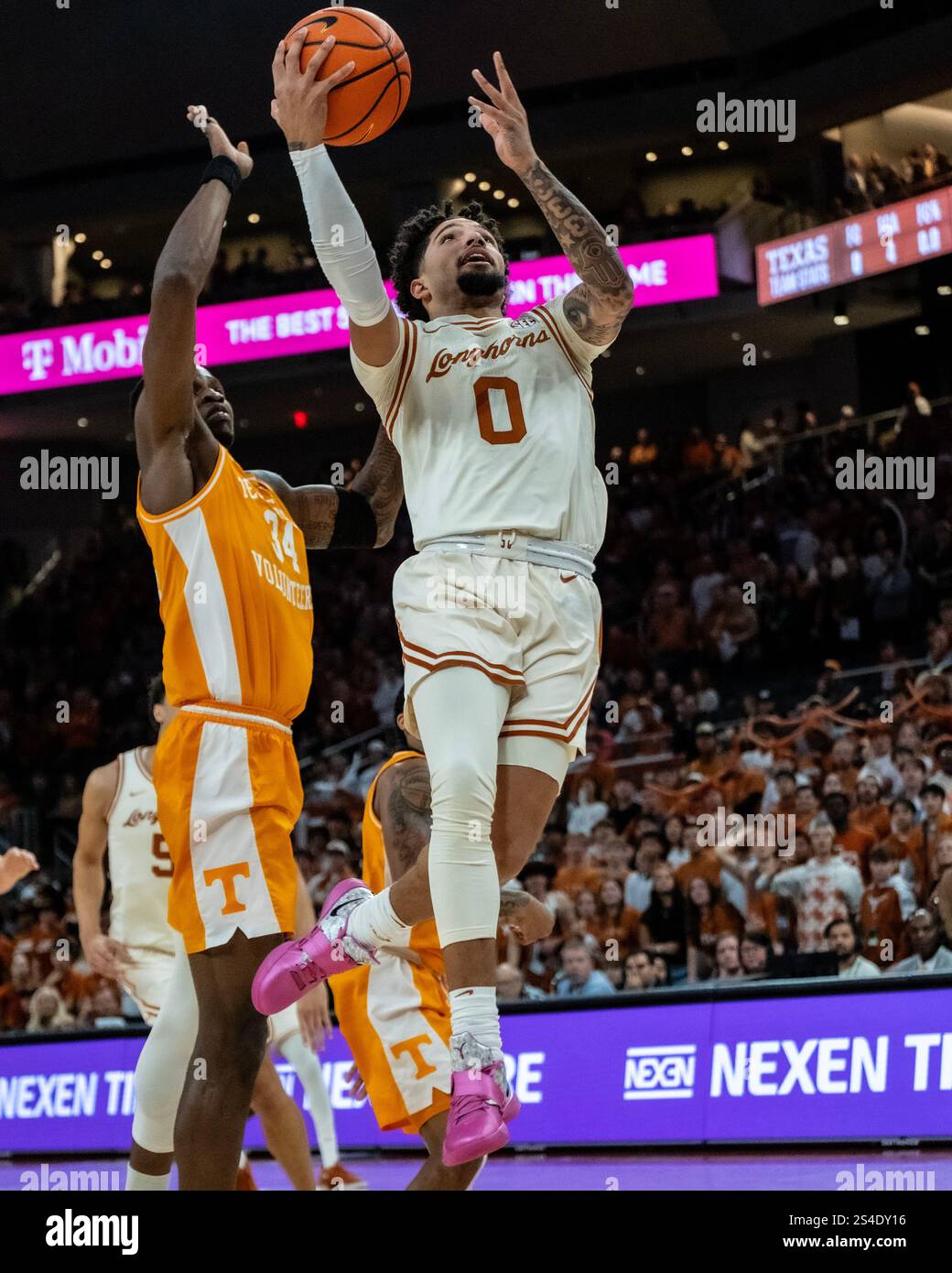 Texas, USA. 11th Jan, 2025. Jordan Pope (0) of the Texas Longhorns in ...