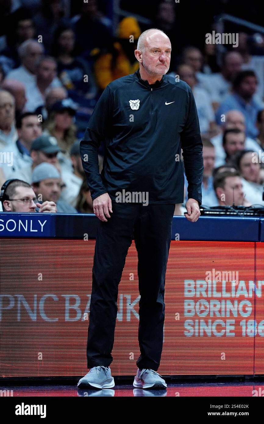 INDIANAPOLIS - JANUARY 11: Butler Bulldogs coach Thad Matta coaching on ...