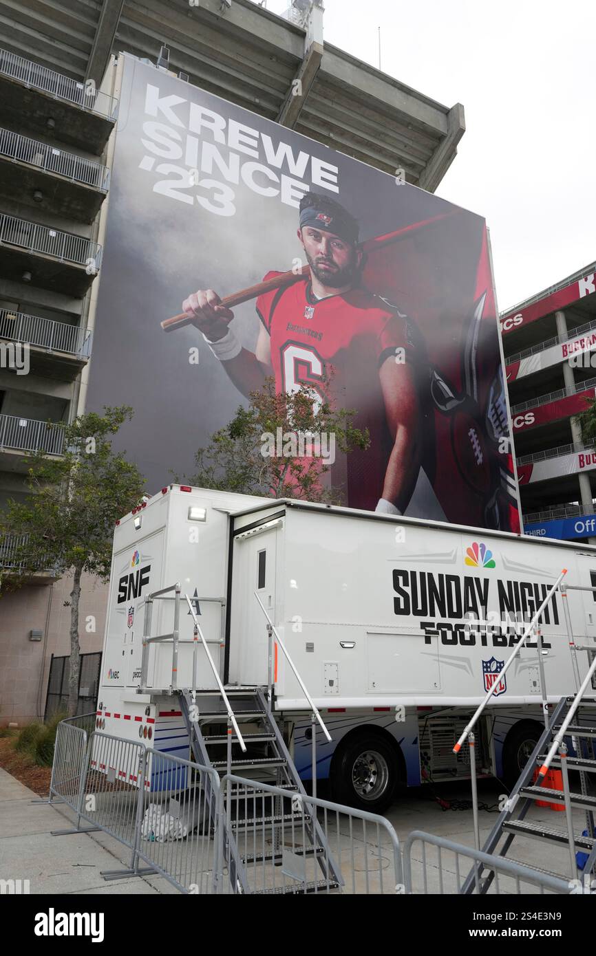 NBC Sunday Night Football truck and mural of Tampa Bay Buccaneers ...