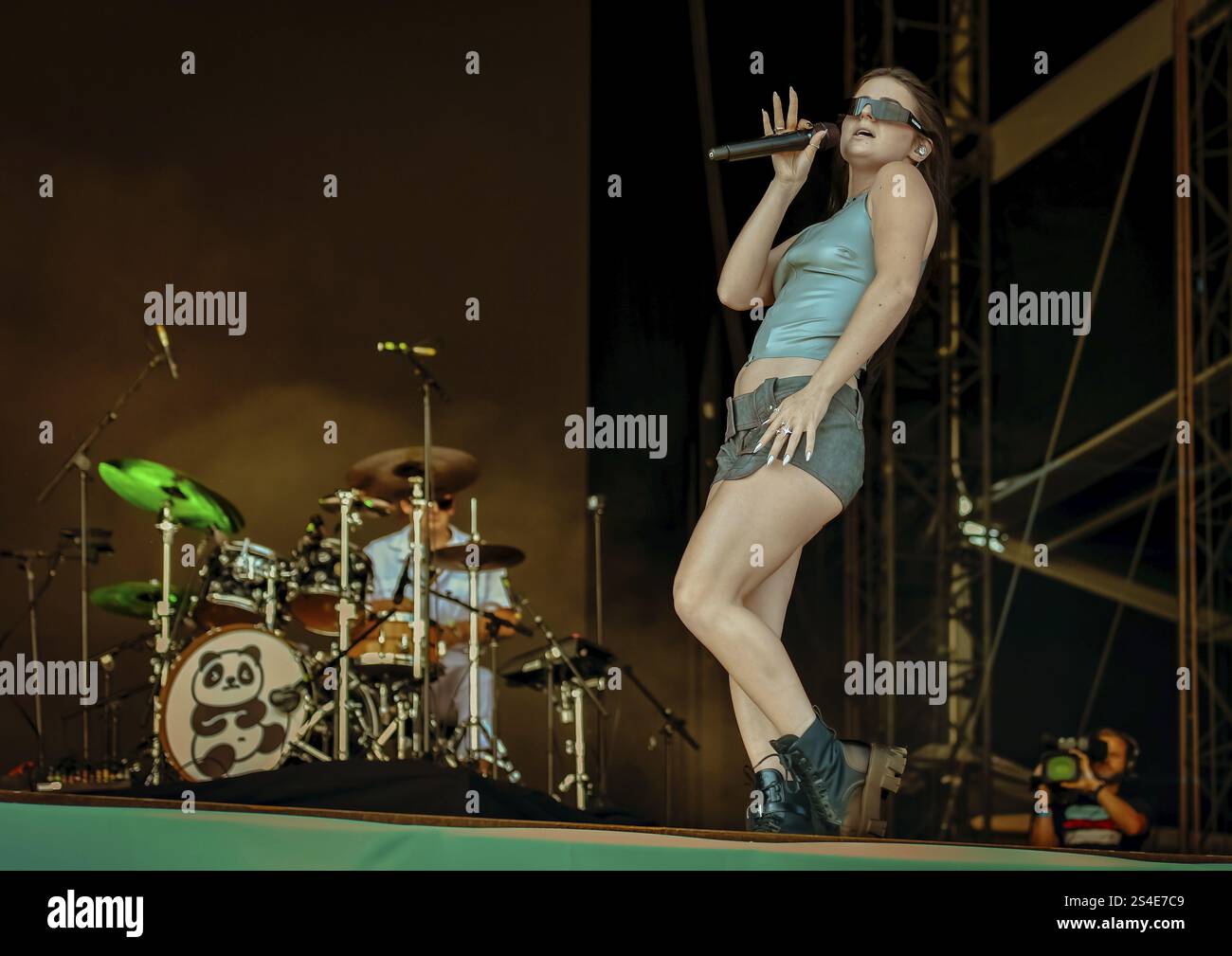 Singer Natalie Jane takes to the stage at the Lollapalooza Festival ...