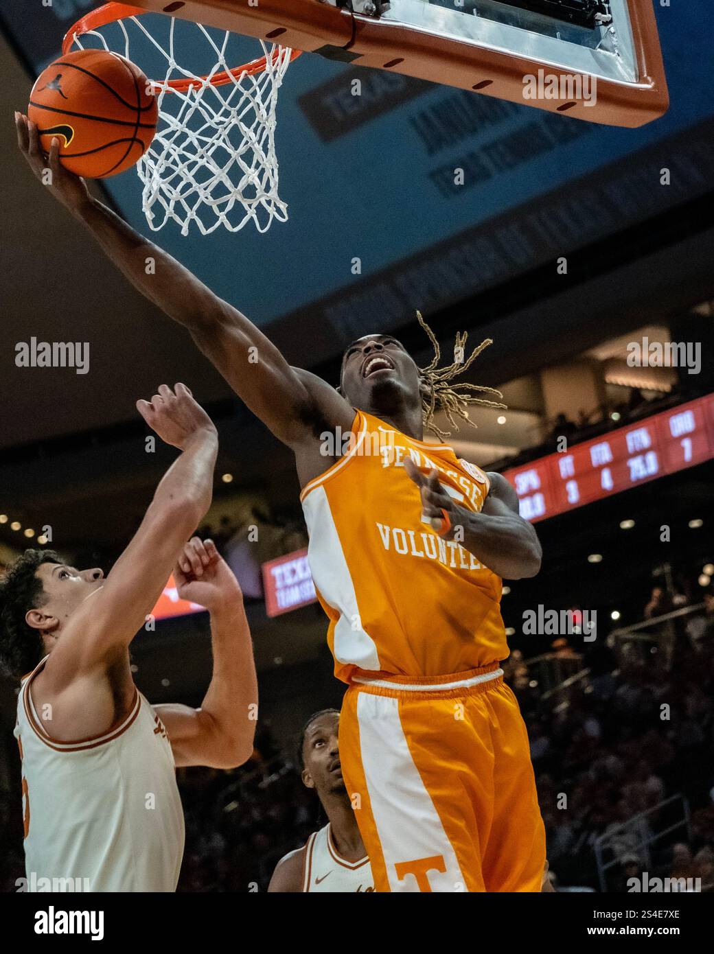Texas, USA. 11th Jan, 2025. Jahmai Mashack (15) of the Tennessee ...