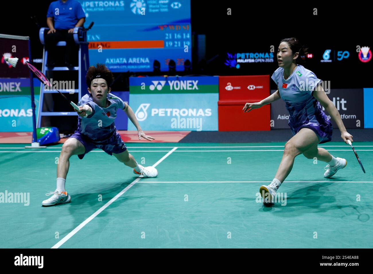 Kuala Lumpur, Malaysia. 11th Jan, 2025. Jia Yi Fan (R) and Zhang Shu Xian of China play against ...