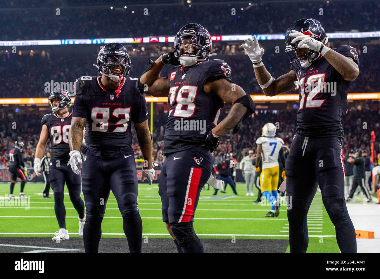 Houston, TX, USA. 11th Jan, 2025. Houston Texans running back Joe Mixon ...