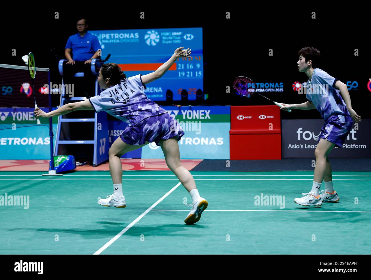 Kuala Lumpur, Malaysia. 11th Jan, 2025. Jia Yi Fan (L) and Zhang Shu ...