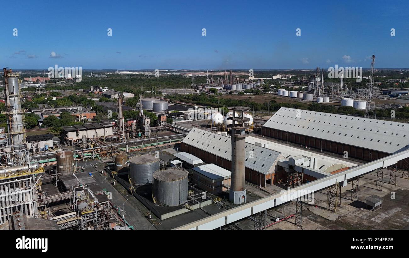 camacari, bahia, brazil - december 26, 2024: aerial view of a factory ...