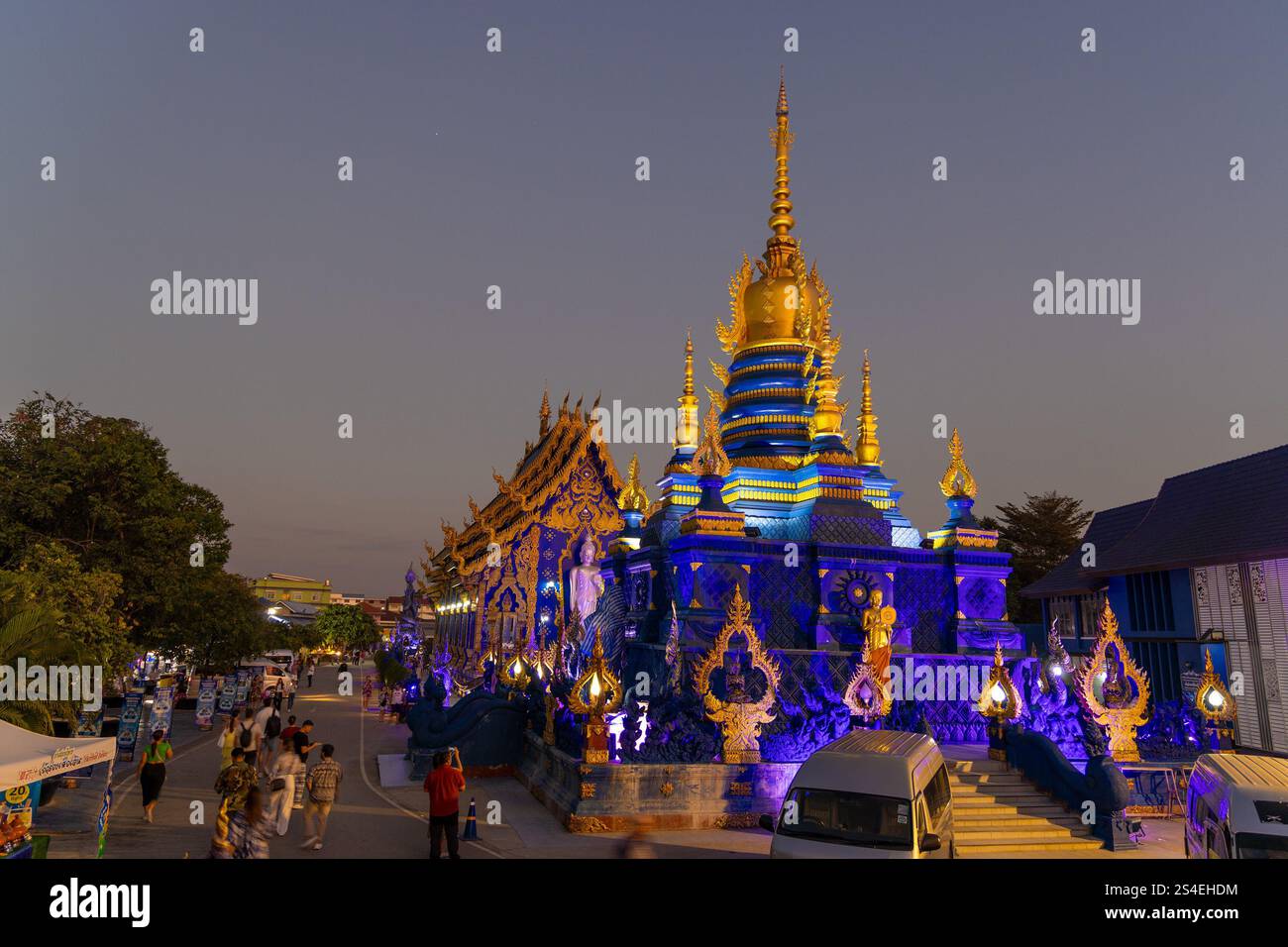 Blue Temple in Chiang Rai, Thailand Stock Photo - Alamy