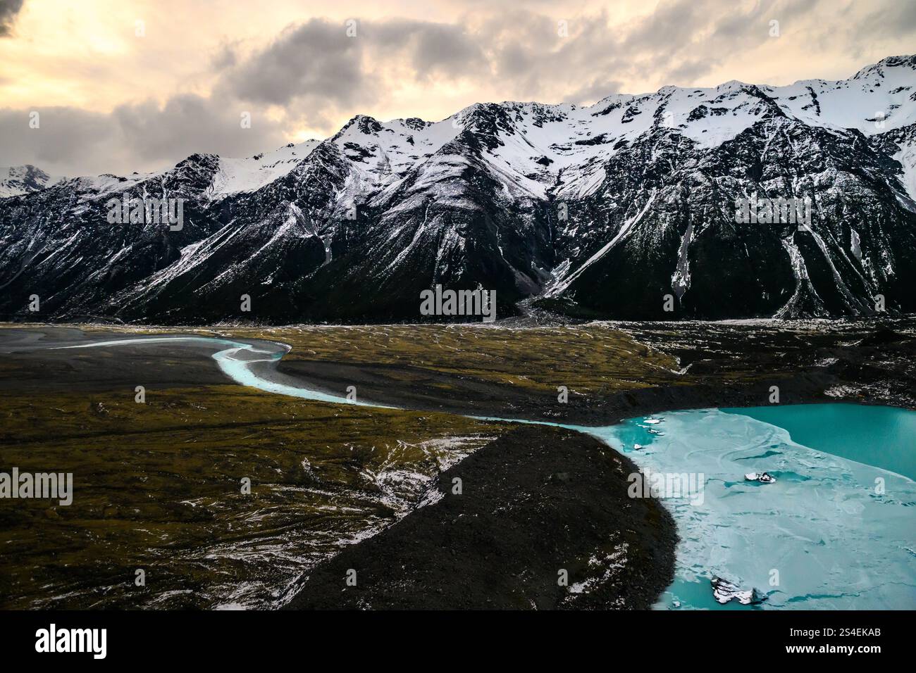 Aerial views of Aoraki/Mount Cook National Park via Helicopter Stock ...