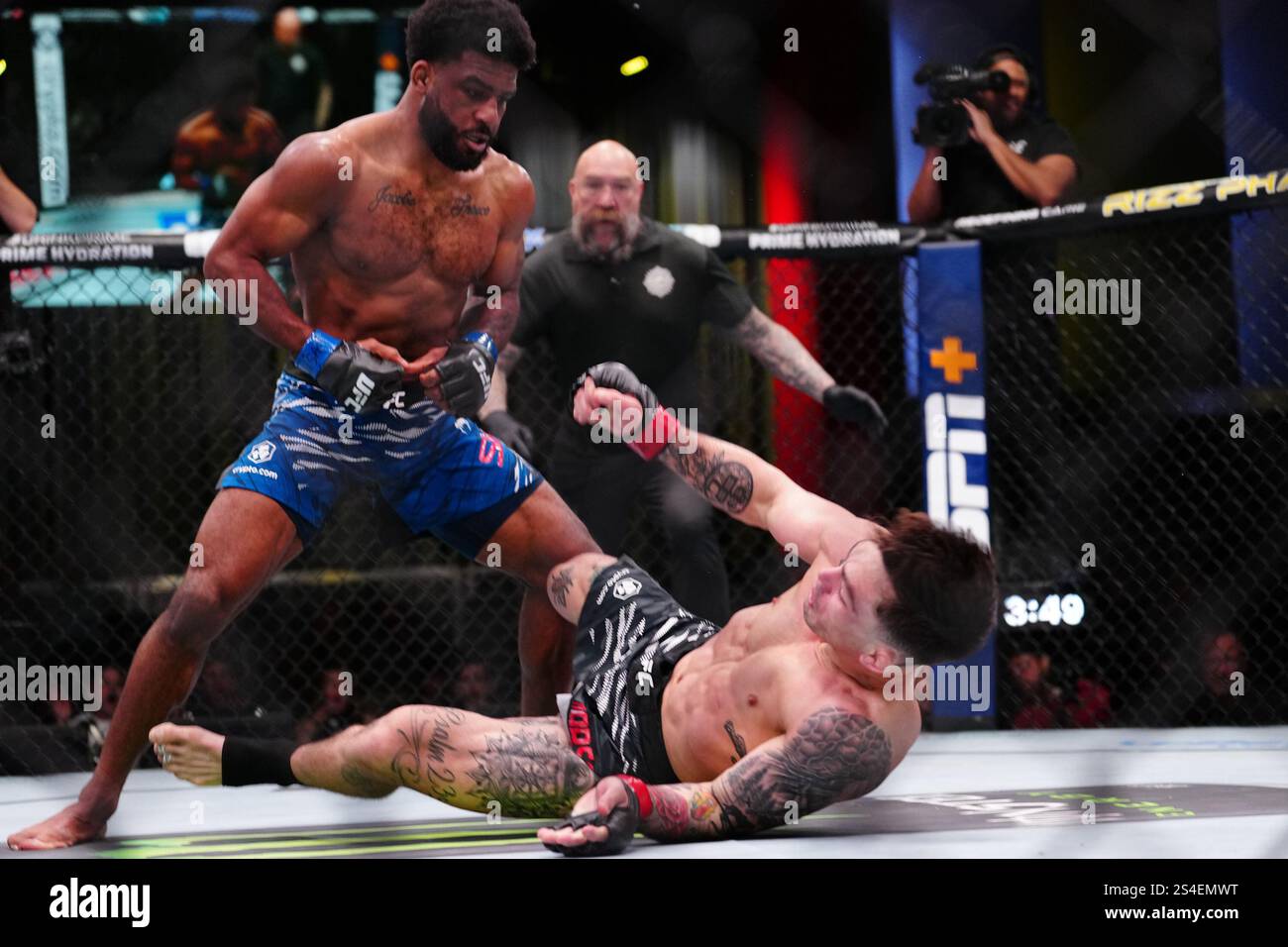 LAS VEGAS, NV - JANUARY 11: Preston Parsons and Jacobe Smith meet in ...