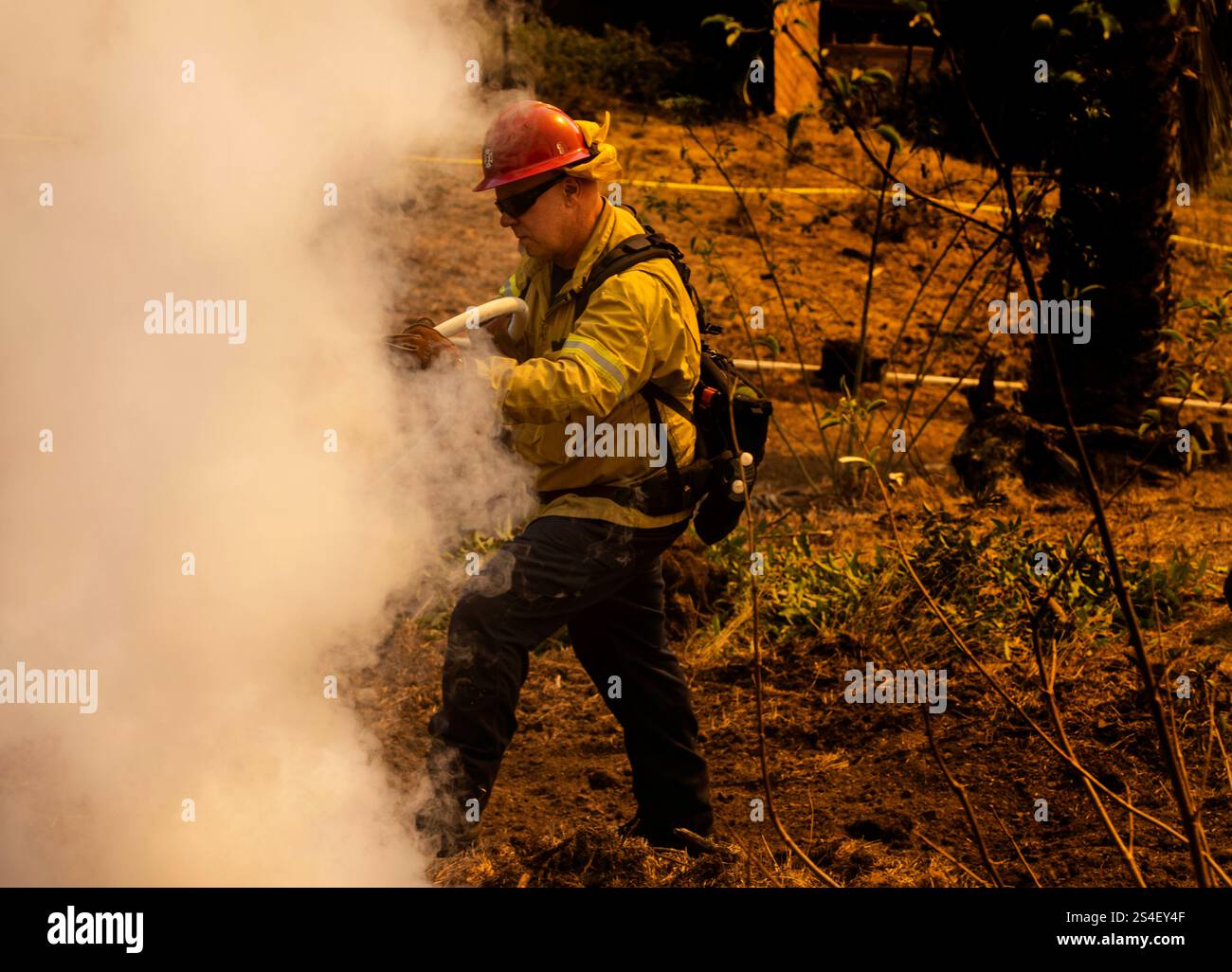 Los Angeles, California, USA. 11th Jan, 2025. Firefighter Mike ...