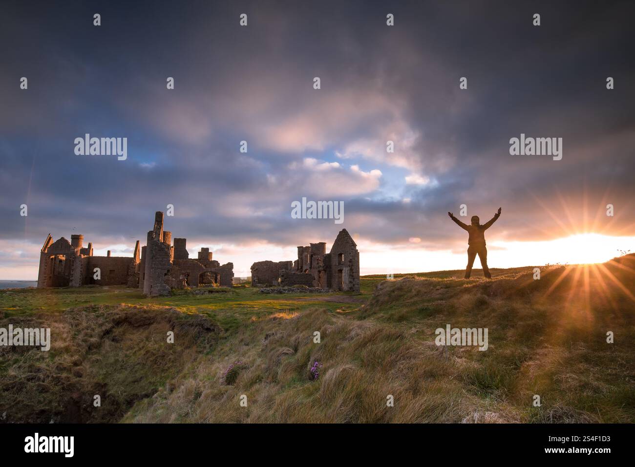 The beautiful New Slains Castle Stock Photo - Alamy
