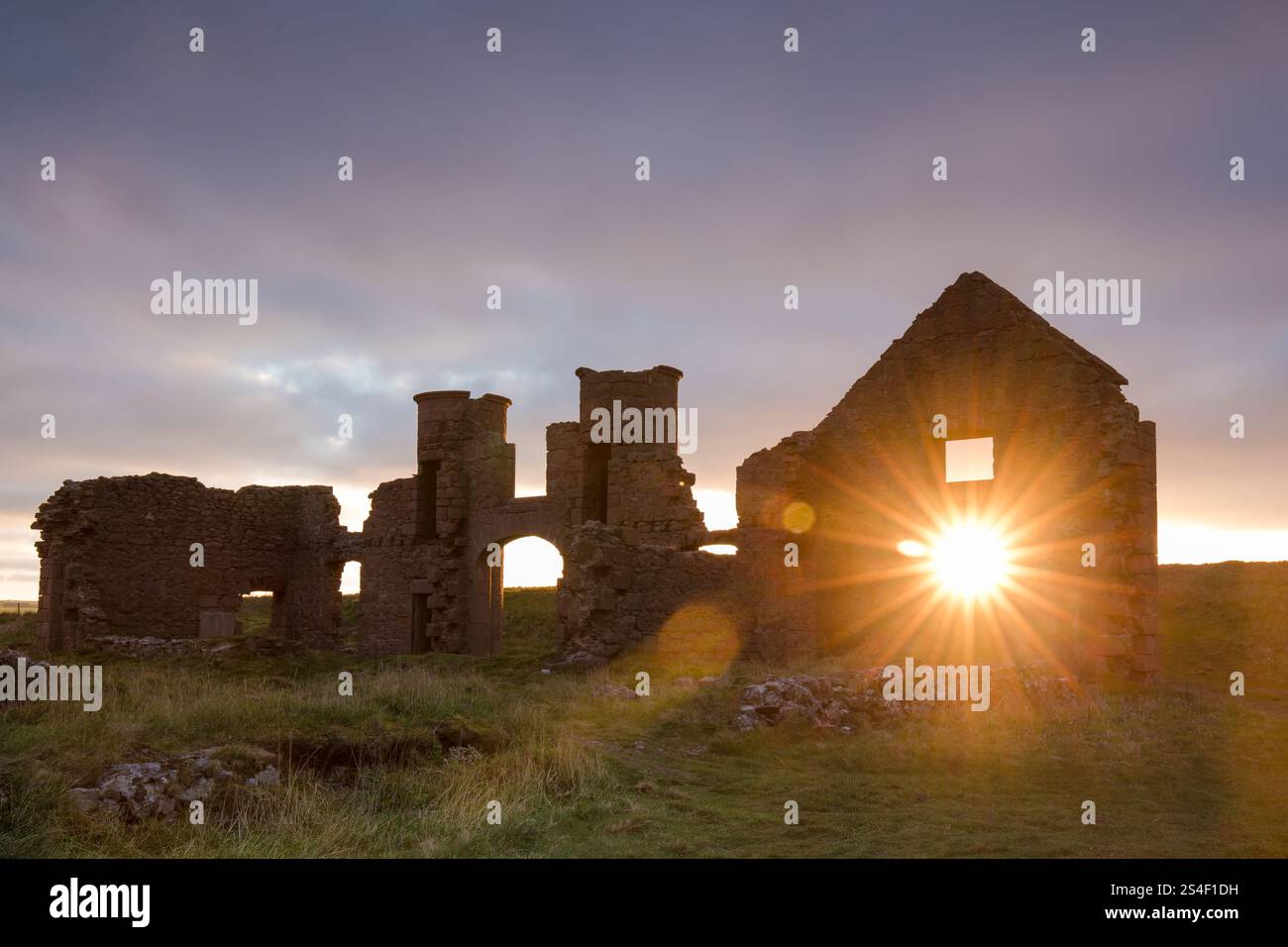 The beautiful New Slains Castle Stock Photo - Alamy