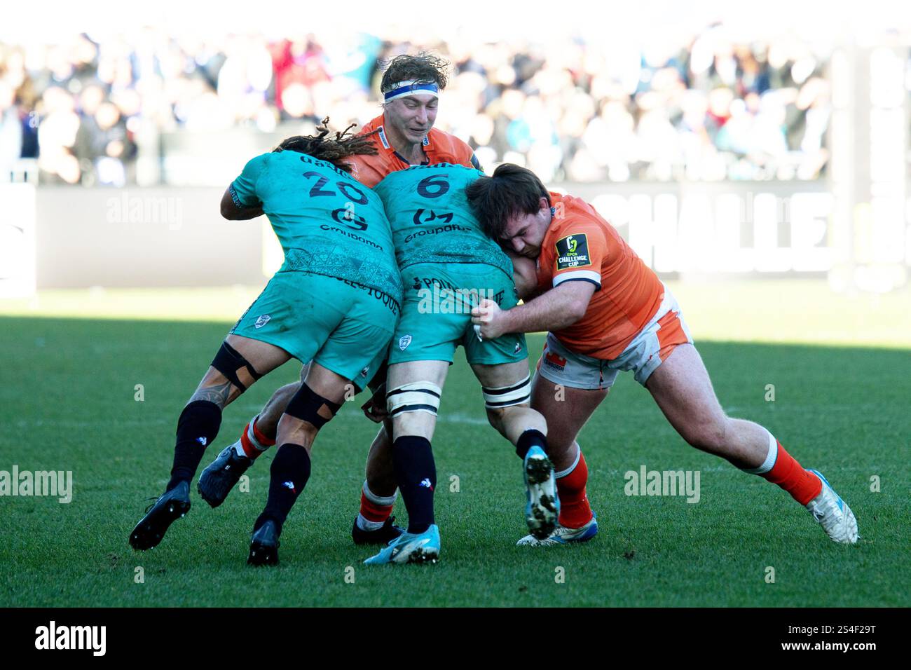 Jamie Ritchie of Edinburgh tackled by Jesse Parete and Leon Boulier of ...