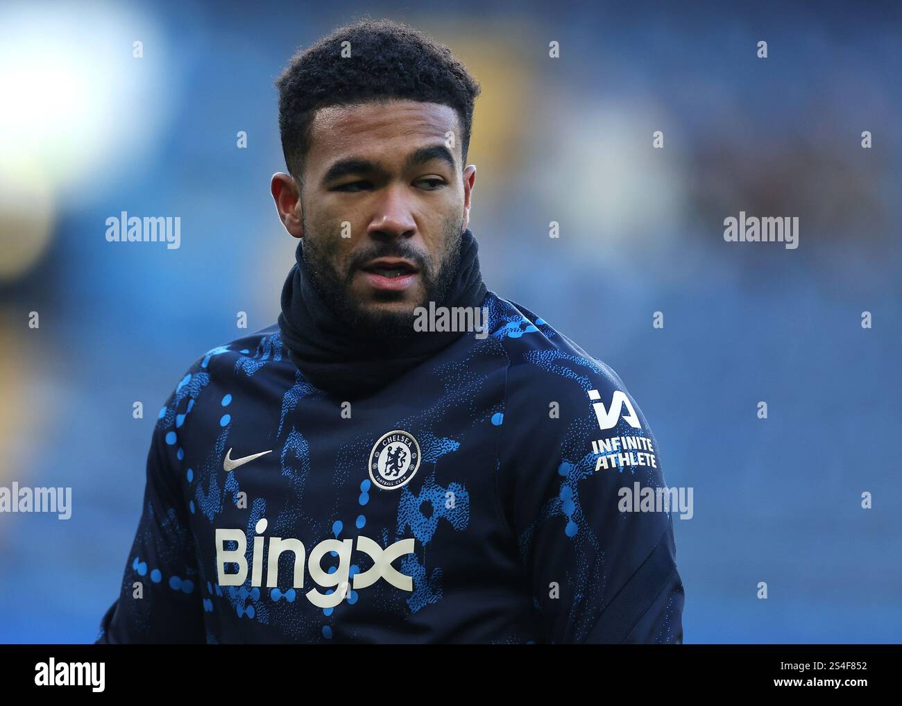 London, UK. 11th Jan, 2025. Reece James of Chelsea warms up before the ...