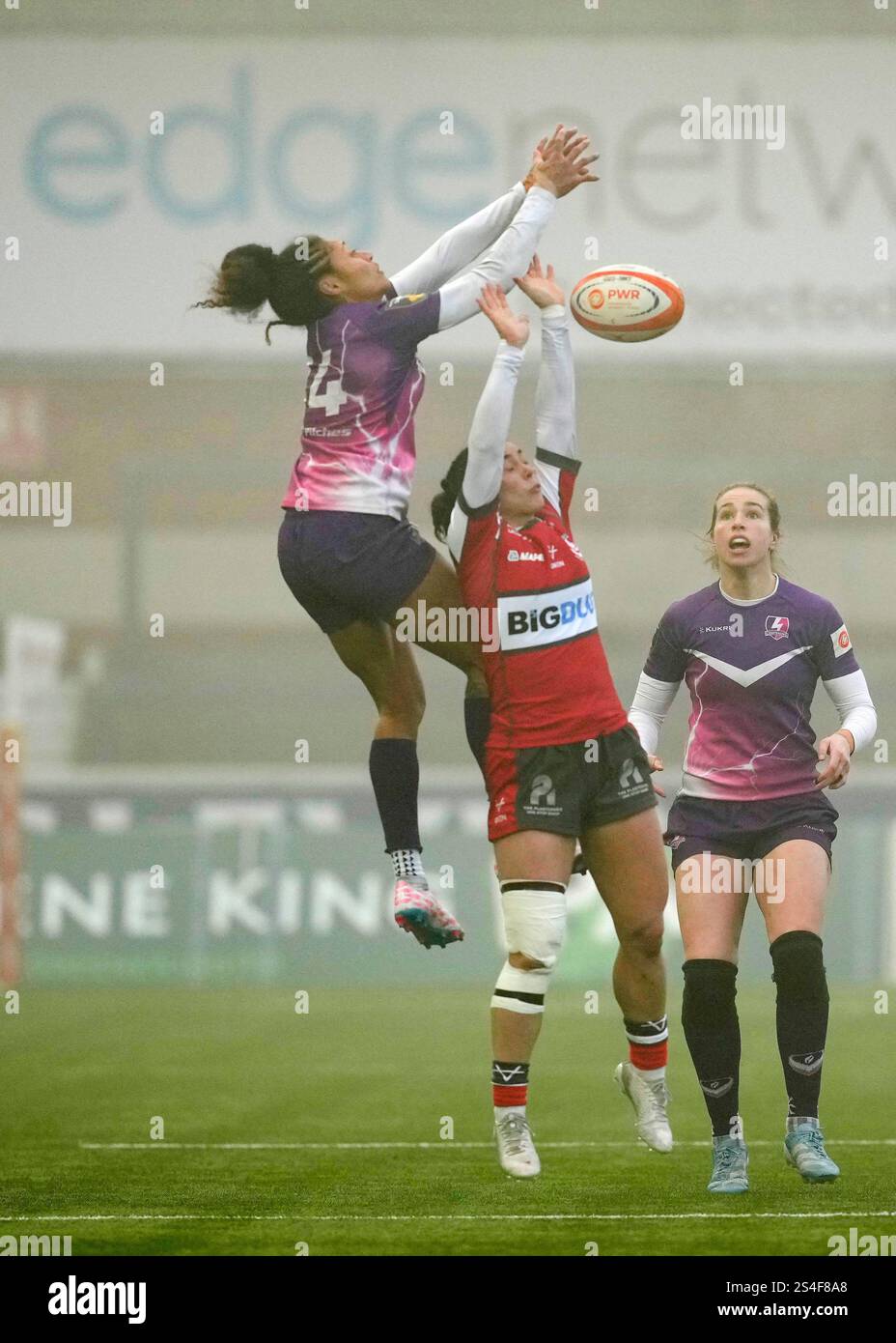 Gloucester,UK, 11 Jan 2025 Pip Hendy of Gloucester Hartpury (R) Bulou ...