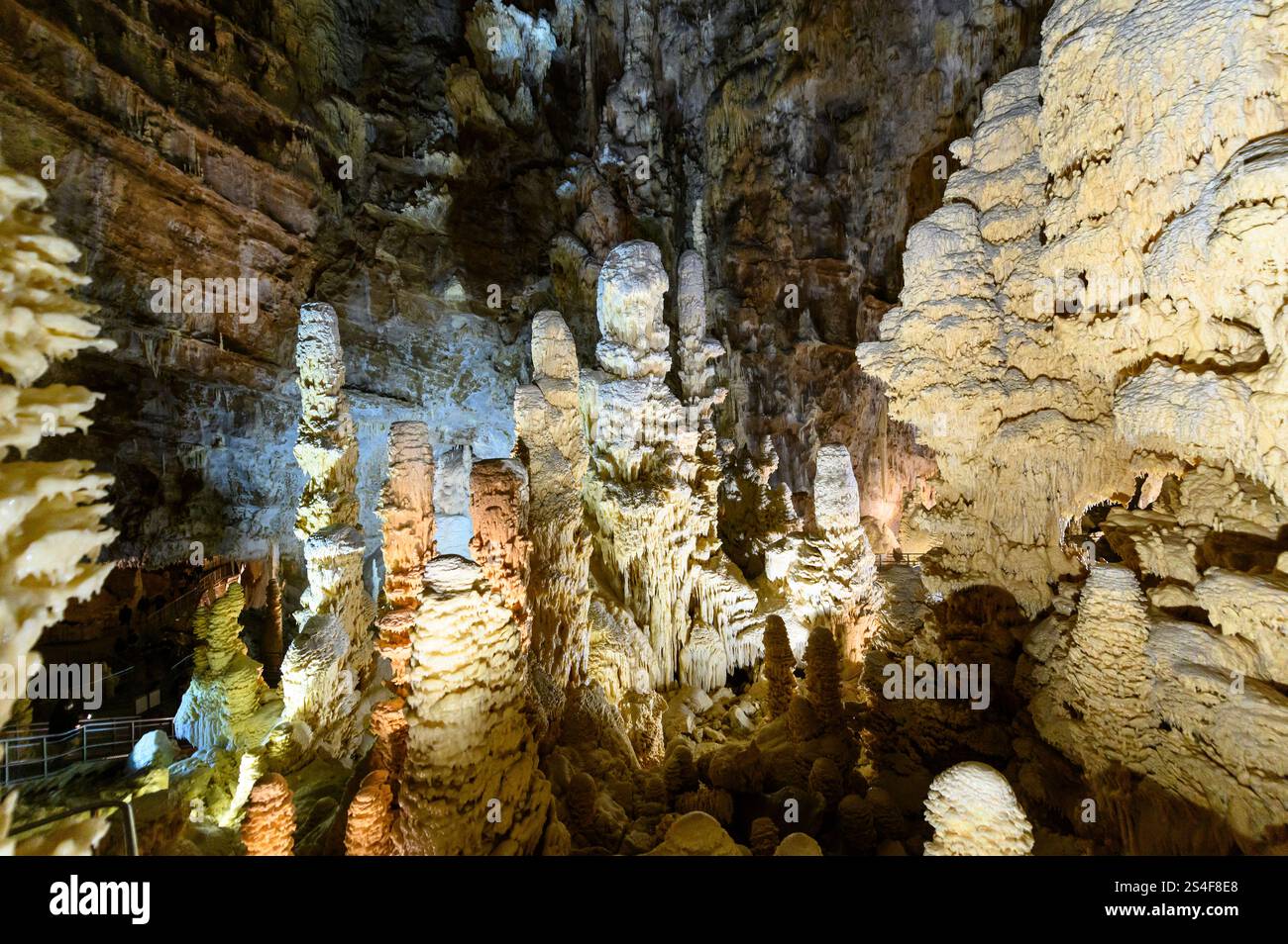 Frasassi, Genga. Italy. The Frassasi Caves (Grotte di Frasassi ...