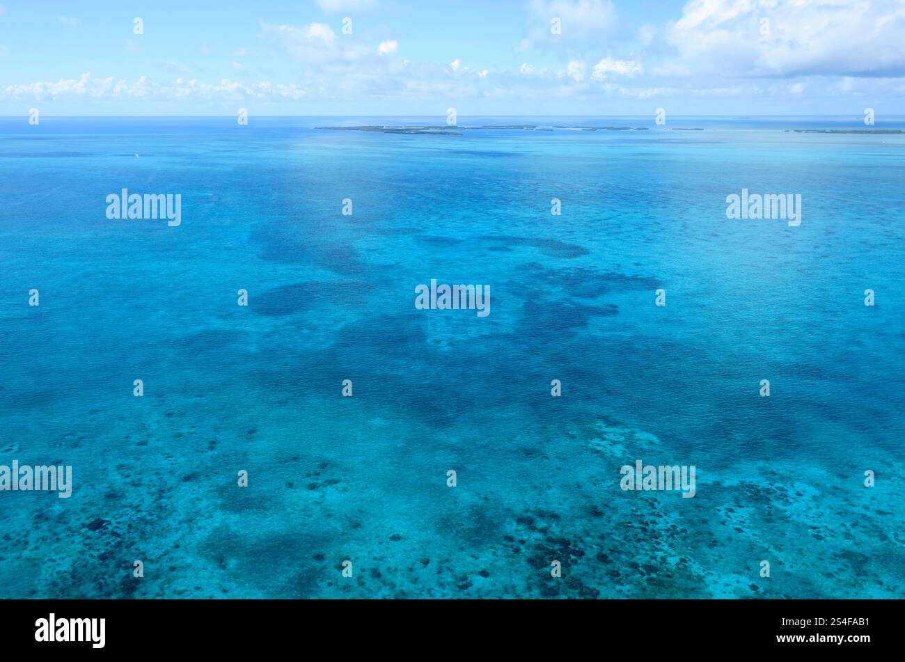 Aerial view of the Belize Barrier Reef Stock Photo - Alamy