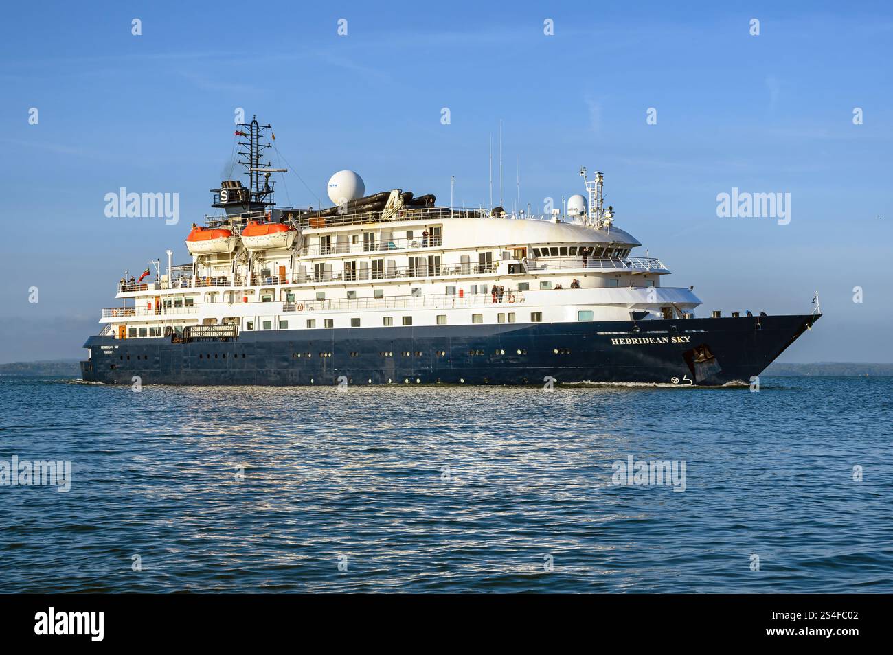 Hebridean Sky, a cruise ship operated by Noble Caledonia Stock Photo ...