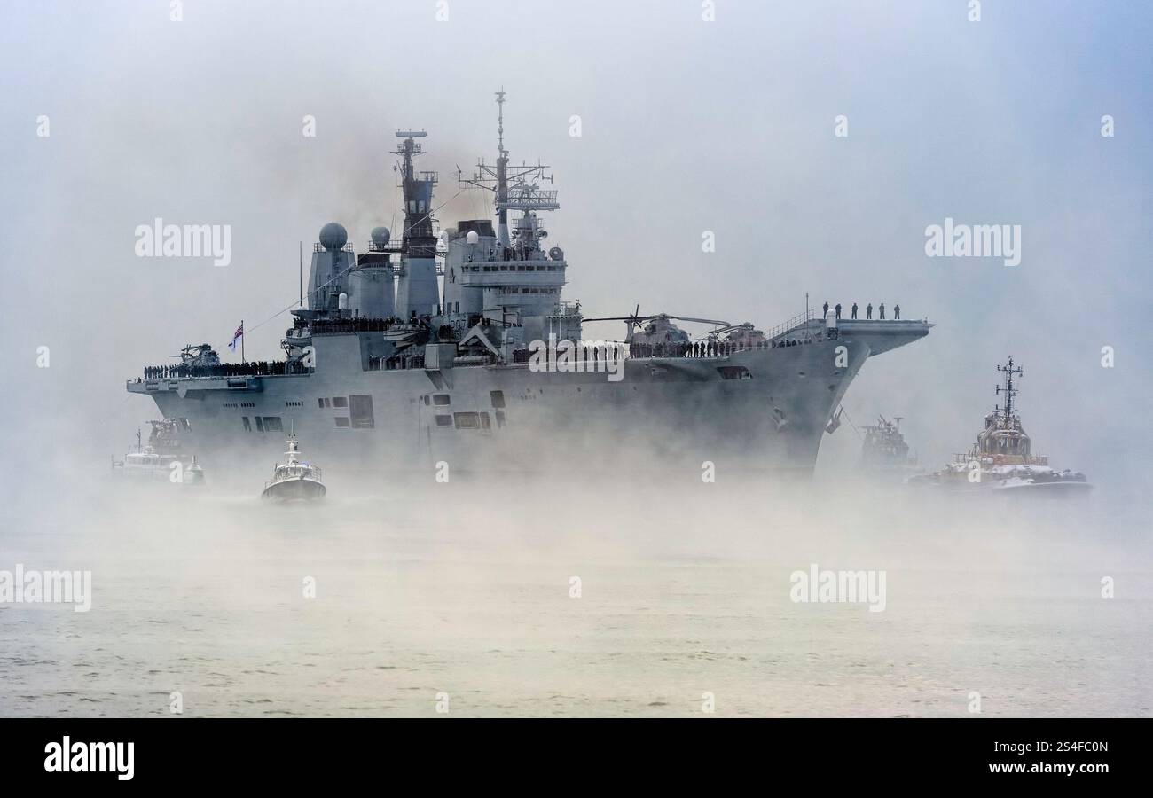 The Royal Navy aircraft carrier HMS Ark Royal (R07) paying-off from ...