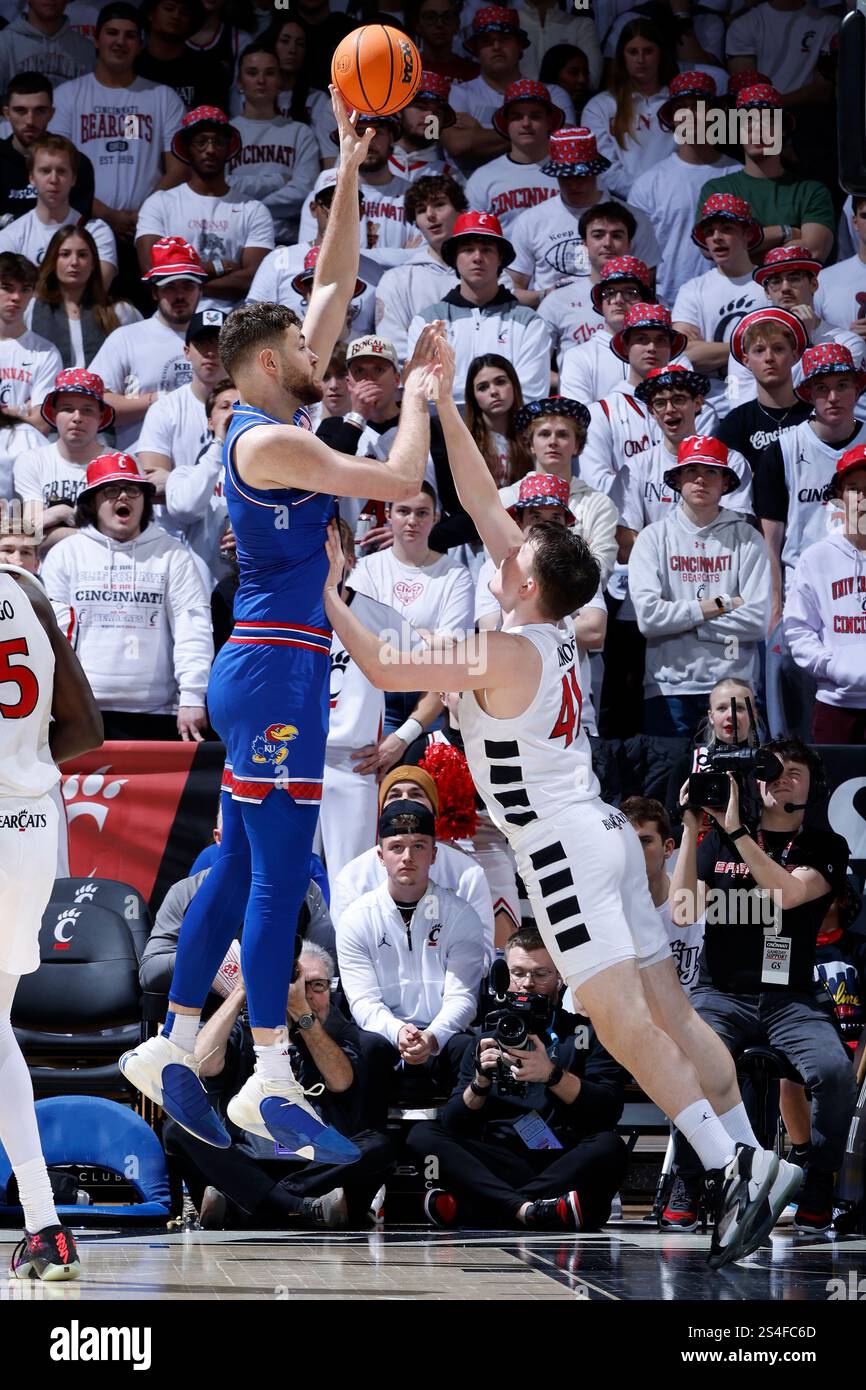 Simas lukosius hi-res stock photography and images - Alamy