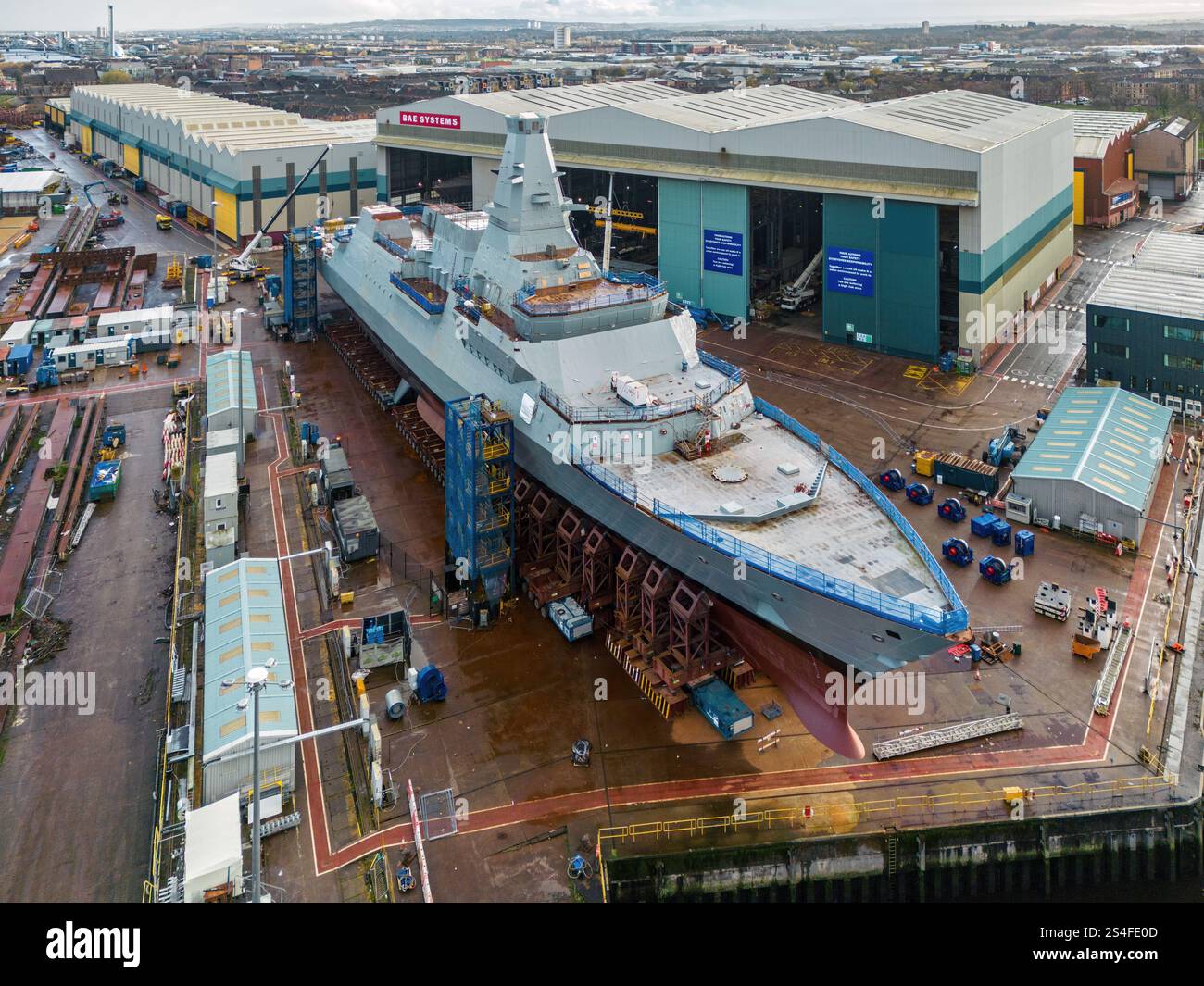 Aerial view of the future HMS Glasgow (F88) under construction at the ...