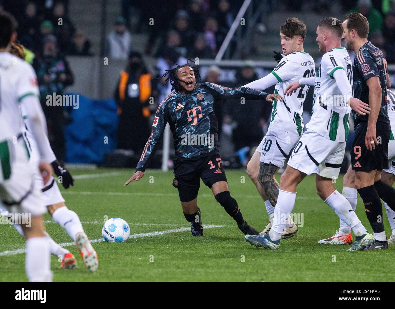 Moenchengladbach, Borussia-Park, 11.01.2025: Michael Olise (FC Bayern ...